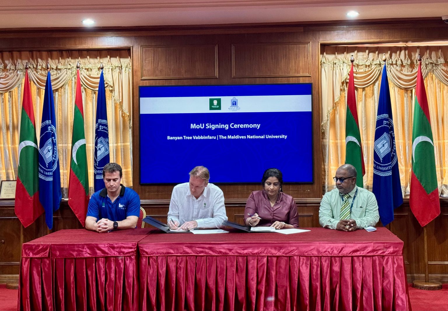 Banyan Tree Vabbinfaru and Maldives National University Sign MOU to ...